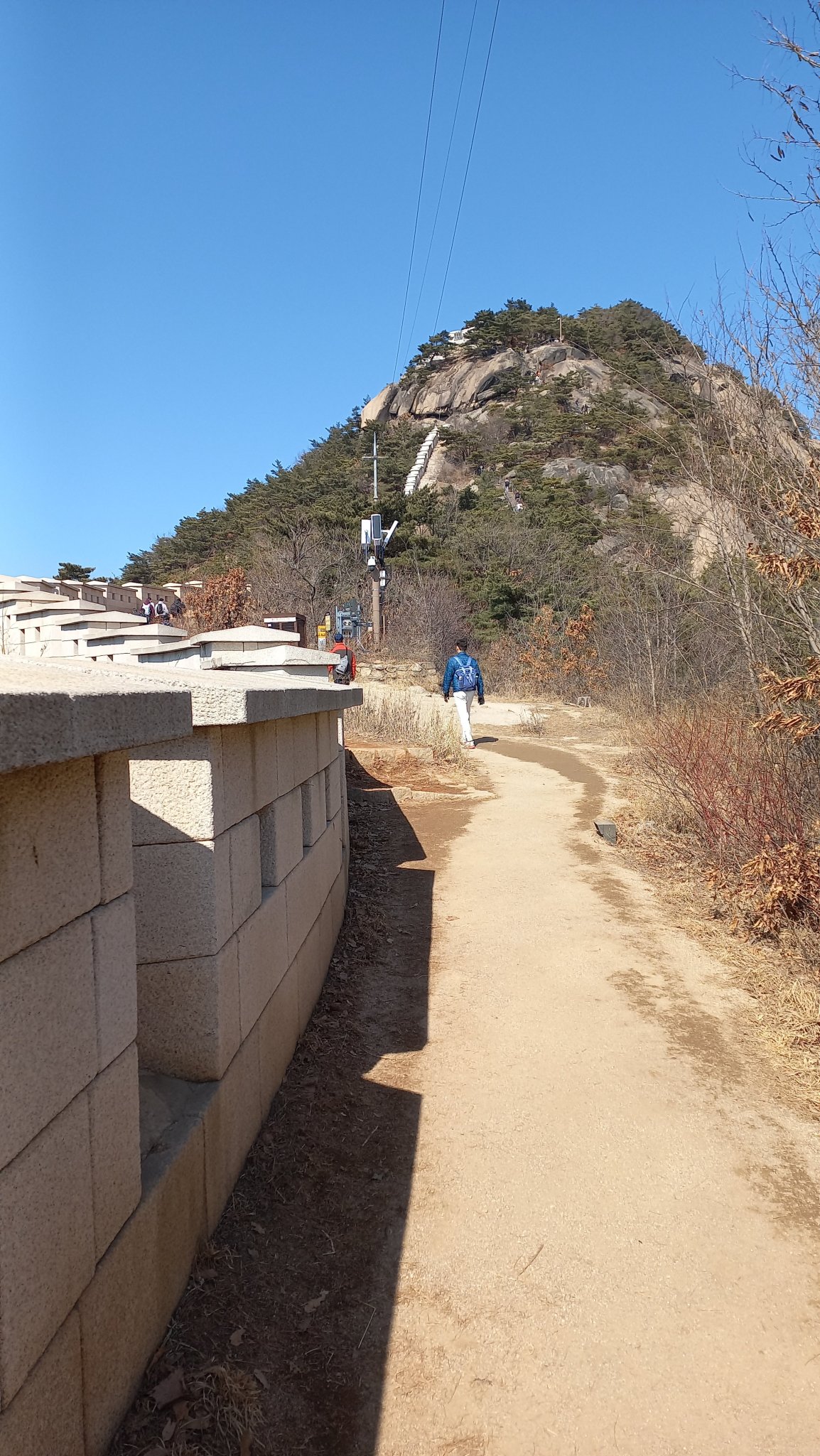 Hiking Inwangsan in Seoul – Lingo in Transit